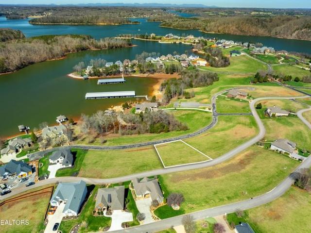 220 Wildwing Dr, Vonore, TN 37885