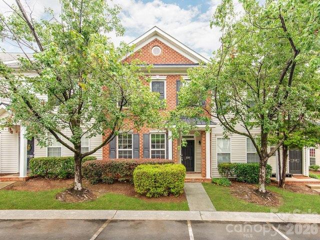 220 Township Dr, Fort Mill, SC 29715