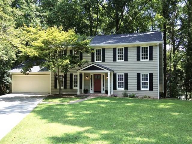 220 Tallwood Ter, Roswell, GA 30076