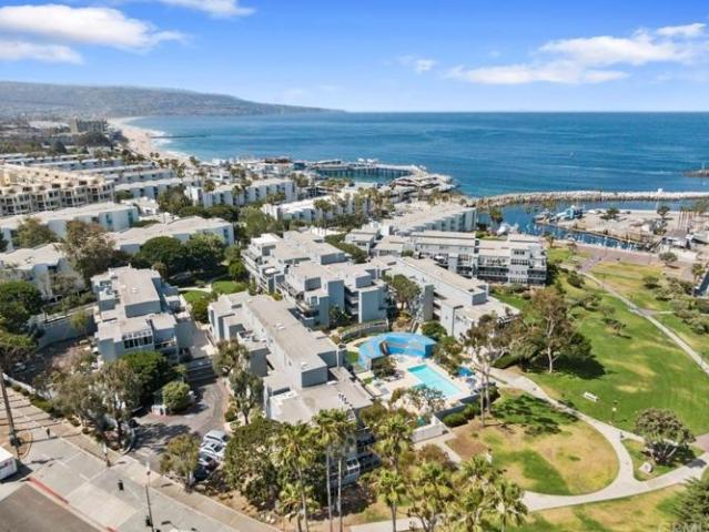 220 The Village 304, Redondo Beach, CA