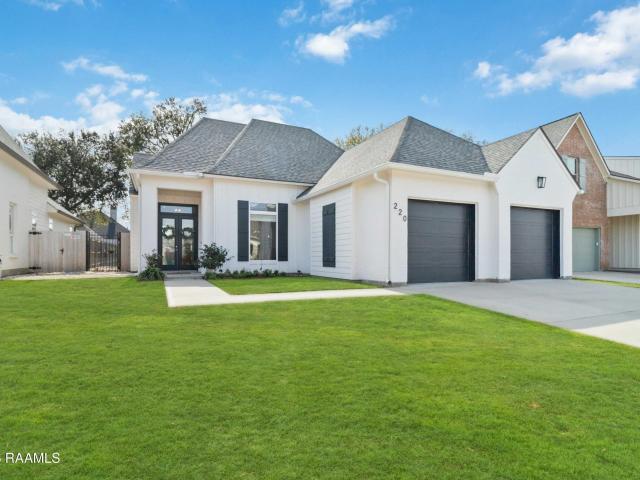 220 Treescape Dr, Lafayette, LA 70508 | MLS #RA2600000 | Compass