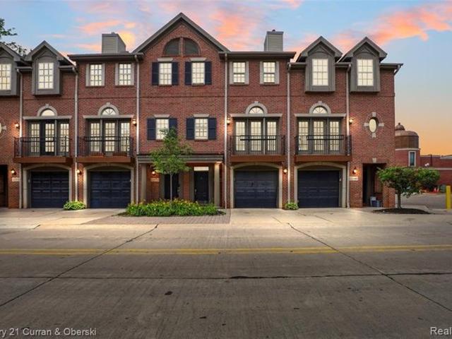 22146 W Village Dr, Dearborn, MI 48124