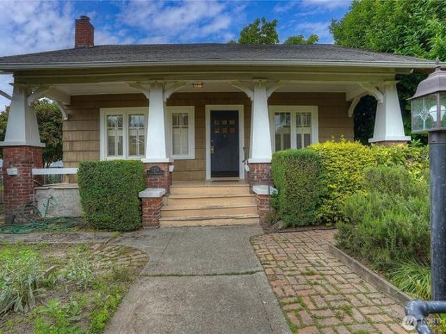 2214 N Washington St, Tacoma, WA 98406