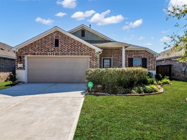 2214 Brickfielder Ln, Baytown, TX 77523