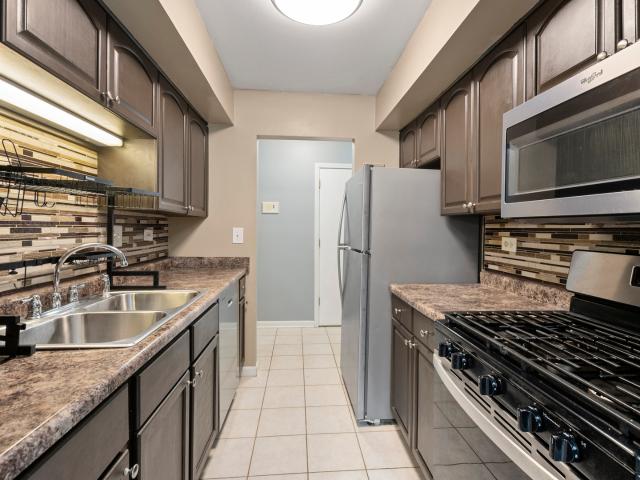 2214 Country Club Drive # 2