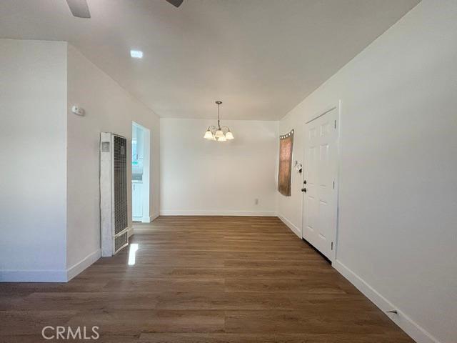 2214 E 111th