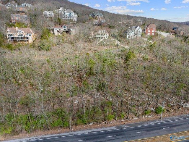 2214 Governors Bend Rd SE, Huntsville, AL 35801
