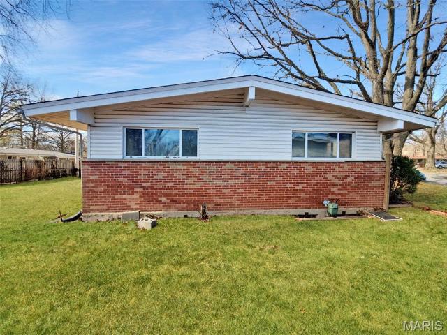 2214 Ibis Ct, St. Louis, MO 63136 | MLS #26015