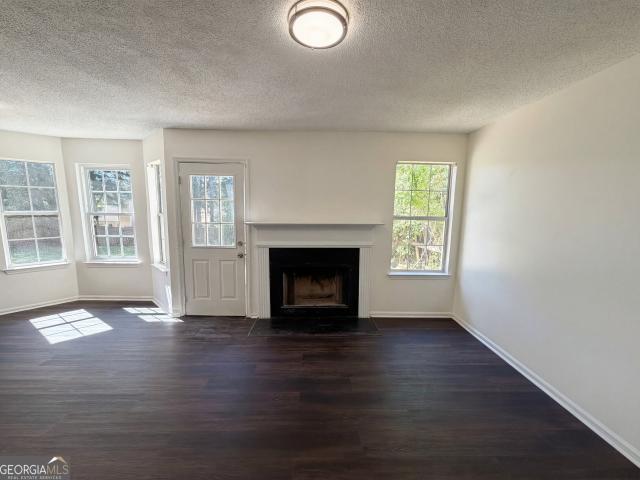 2214 Rambling Way