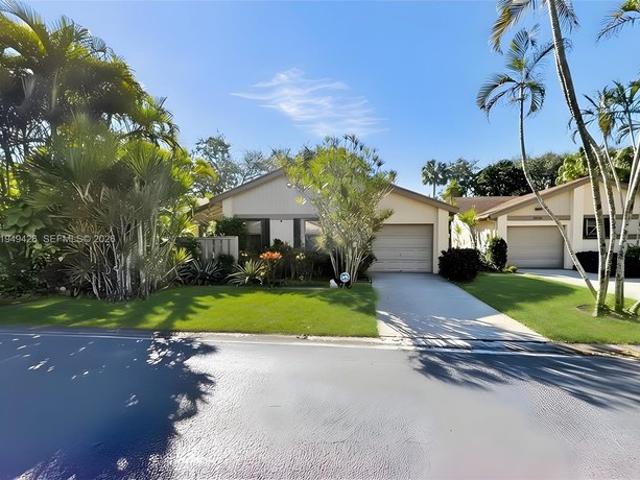 2214 Seagrape Cir, Coconut Creek, FL 33066