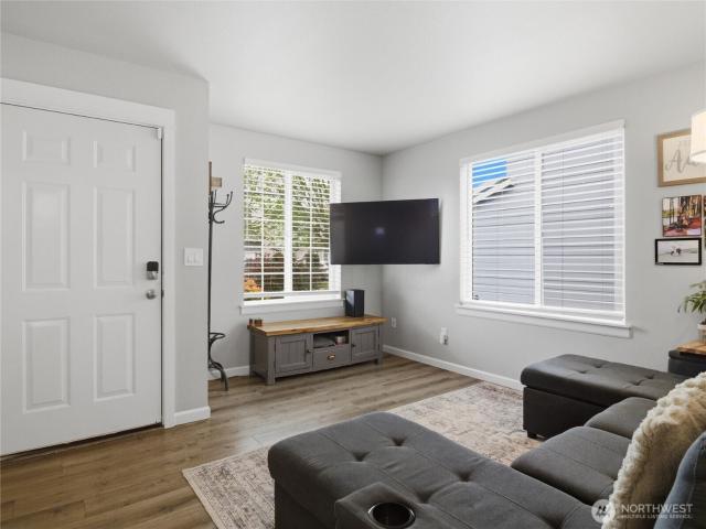 2214 th Street Ct E