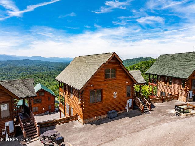 2214 Towering Hemlock Drive