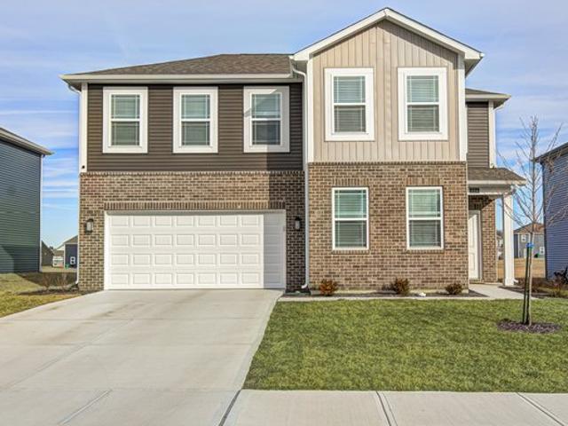 2214 Warbler St, Danville, IN 46122