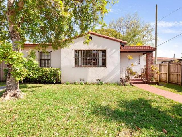 2214 17th Ter SW, Miami, FL 33145