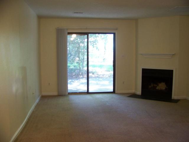 2214, 2218, 2220 Summit St. 2 Bedroom Apartment for Rent at 2220 2214, 2218, 2220 Summit St Durham, NC 27707 Hope Valley