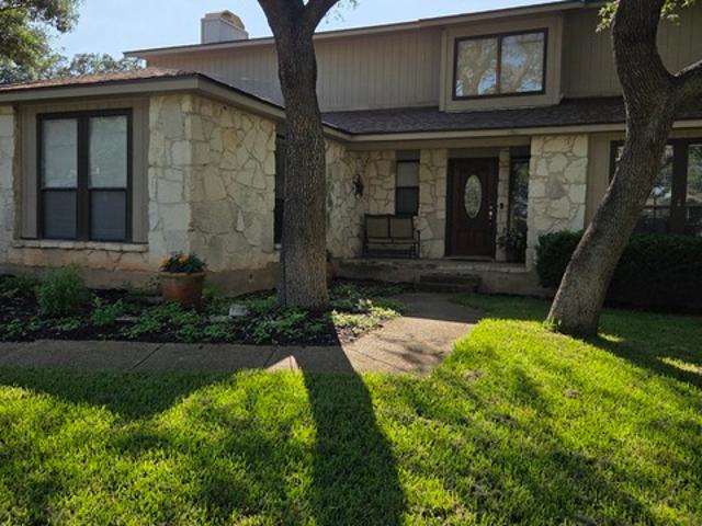 2215 Oak Ranch