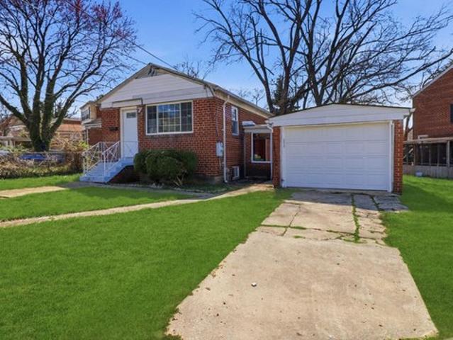 2215 Afton St, Temple Hills, MD 20748