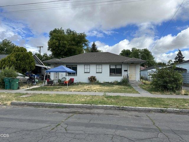 2215 Applegate Ave, Klamath Falls, OR 97601