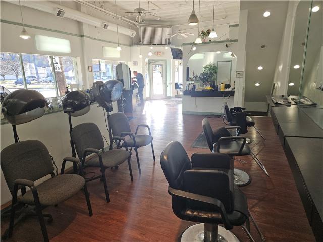 2215 Ardmore Blvd