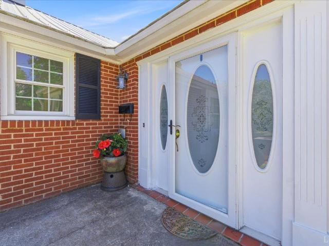 2215 Beverly Heights