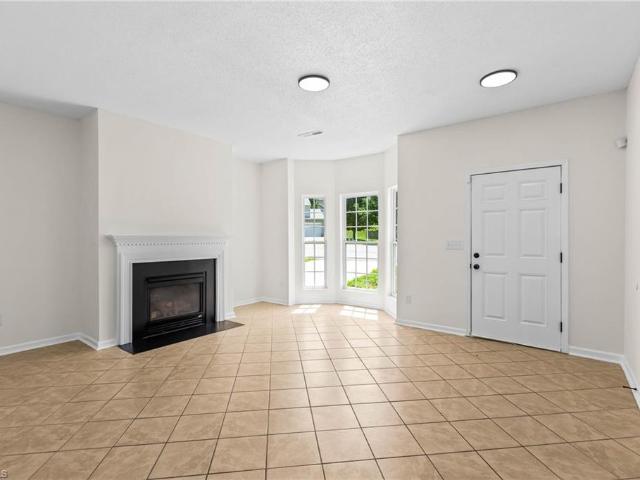 2215 Bradford Glen Circle