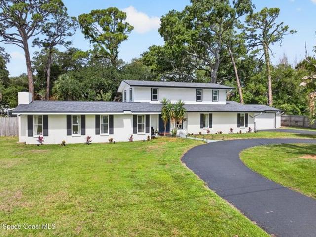 2215 Coconut Ln, Merritt Island, FL 32952