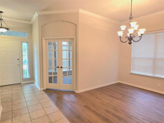 2215 Conway Cv