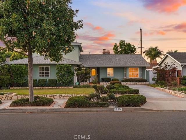 2215 E Quincy Ave, Orange, CA 92867