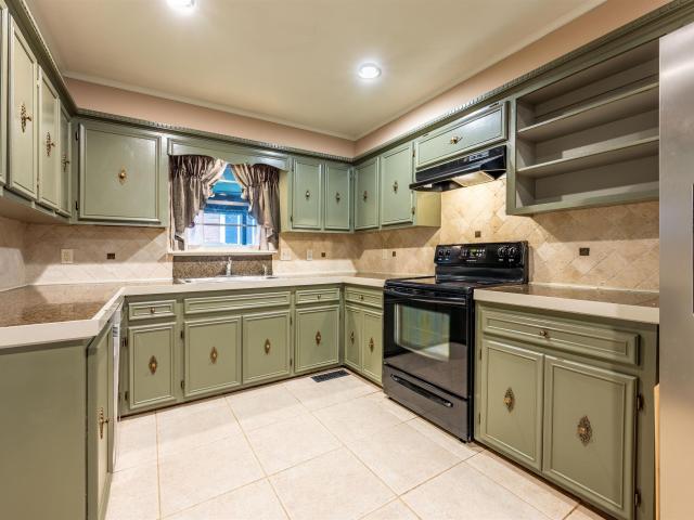 2215 Gunpowder Road