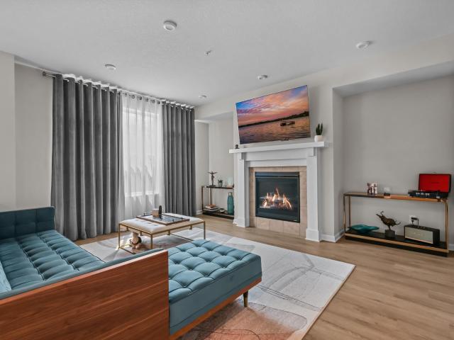 2215 Gateway Hill Road