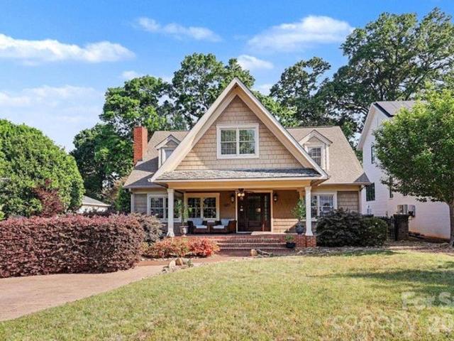 2215 Hassell Pl, Charlotte, NC 28209
