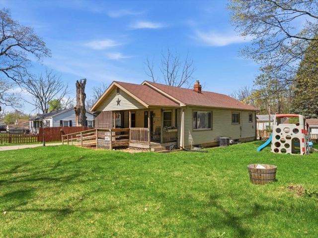 2215 Hillside Ave, South Bend, IN 46613 | MLS #202614 | Compass