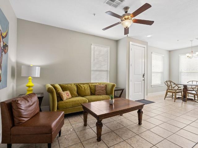 2215 Katy Ln, Unit C, Georgetown, TX 78626 | MLS #5475 | Compass