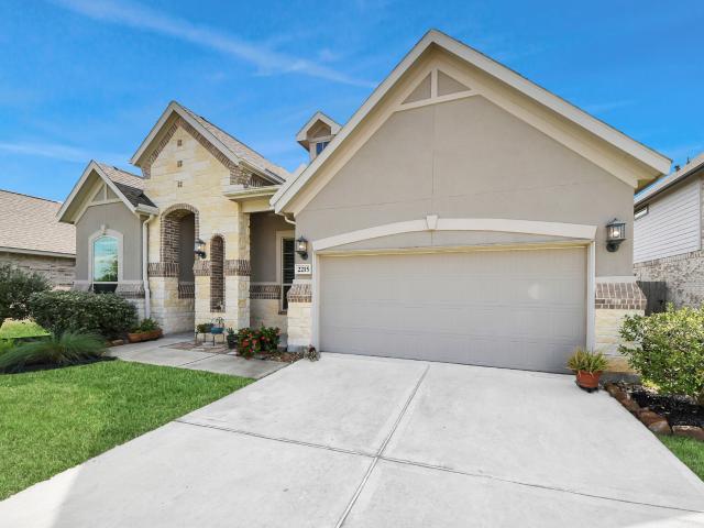 2215 Keystone Ridge Lane