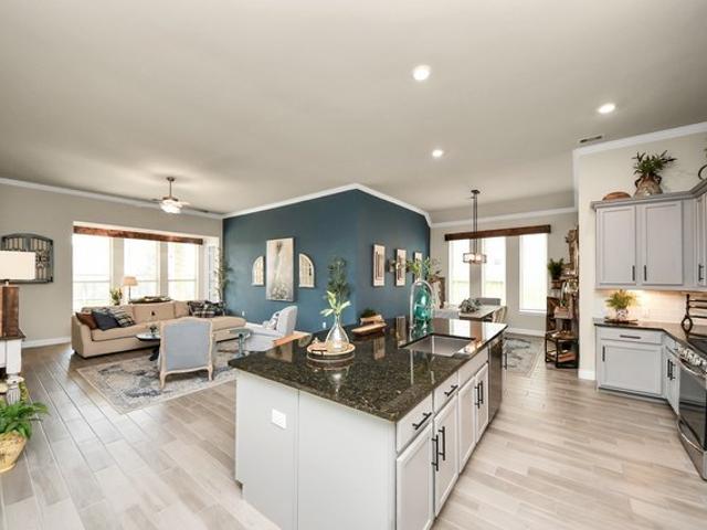2215 Keystone Ridge Ln, Richmond, TX 77469