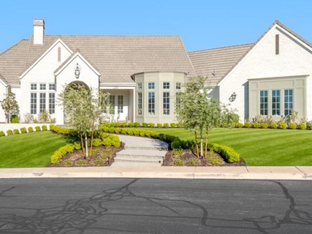 2215 N Lone Rock Dr, Saint George, UT 84770