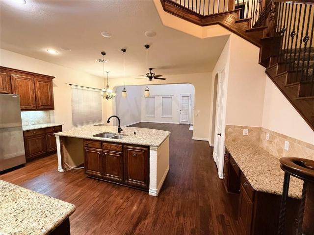 2215 Longview Road