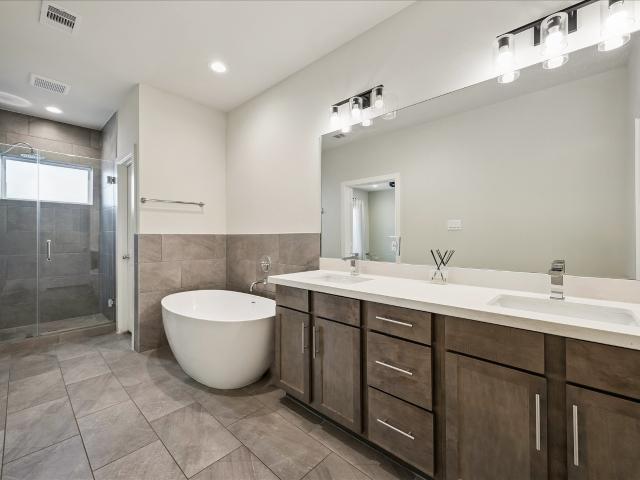 2215 Penny Derrick Lane