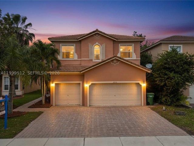 2215 Portofino Ave, Homestead, FL 33033
