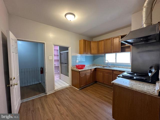 2215 S 7th St, Philadelphia, PA 19148 | MLS #PAPH2586