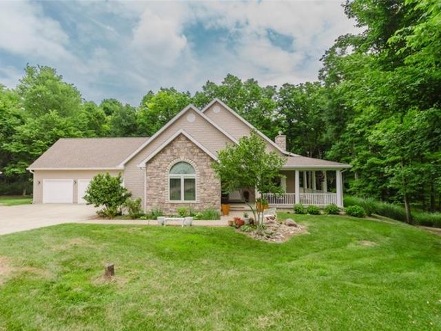 2215 Tadmor Ct, Vandalia, OH 45377