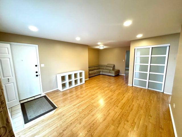 2215 W Nichols Rd, Unit C, Arlington Heights, IL 60004 | MLS #12614