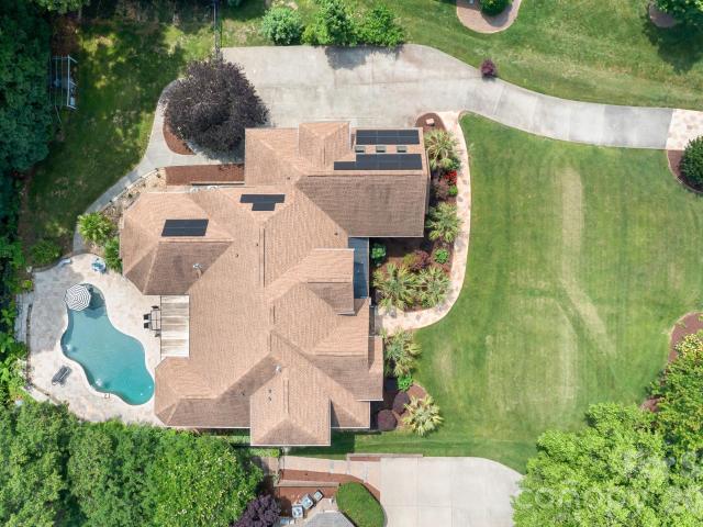 2215 Whiskery Drive