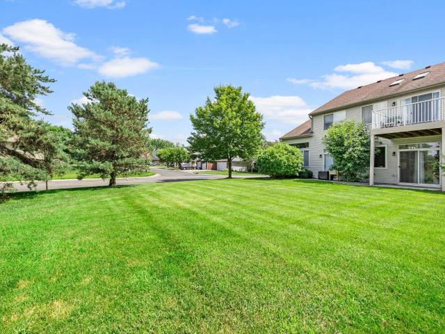 2215 White Water Way