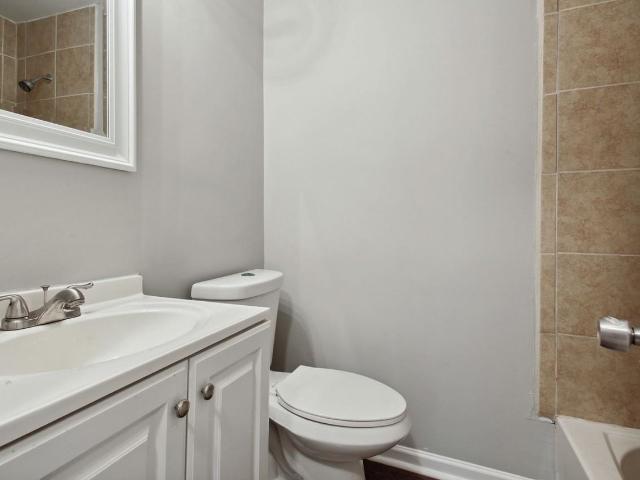2215 3 Bedroom Apartment for Rent at 2215 Greenwood St, Savannah, GA 31404 Pine Gardens