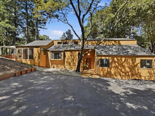 22163 Miller Ridge Road