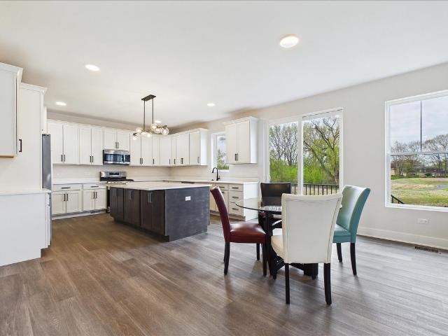 22164 W Casa Bella View