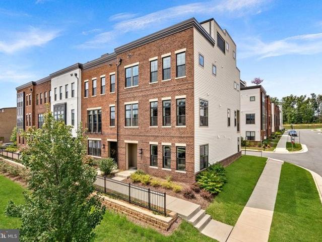 22168 Penelope Heights Ter, Ashburn, VA 20148