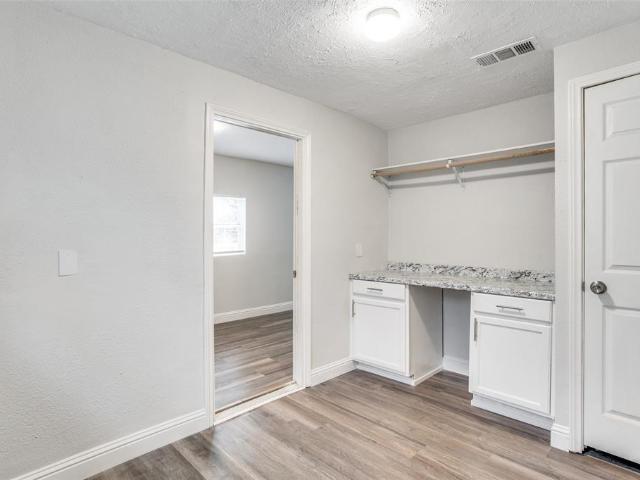 2216 Marburg St, Dallas, TX 75215 | MLS #21241
