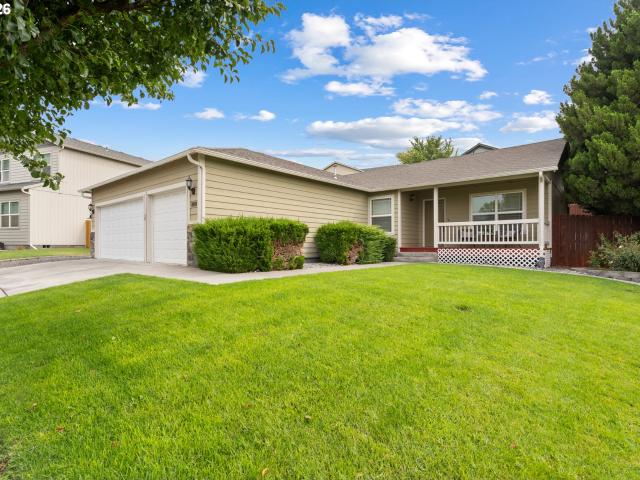 2216 nw eucalyptus dr